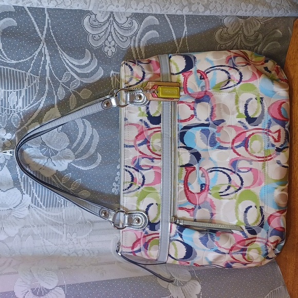 Coach | Bags | Coach Ikat Multi Signature Shoulder Glam Tote Poppy ...